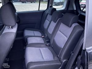 Mazda 5 2005 in Varena, with an engine capacity of 1.80 L and mileage of 196 thousand km for 850 €, photo 8 on AUTOMOTO.COM.LV