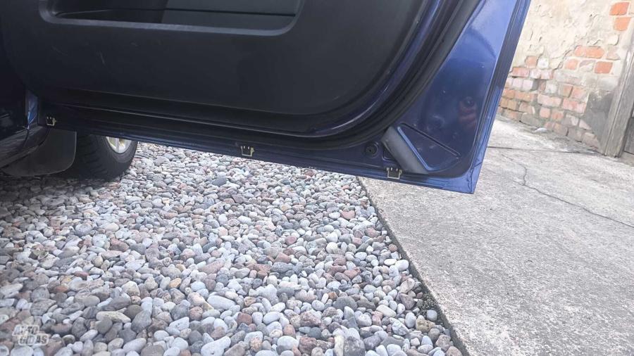 Mazda 5 2006 Vilkaviškis, ar dzinēja tilpumu 2.00 L un nobraukumu 280 tūkst. km par 1150 €, foto 6 vietnē AUTOMOTO.COM.LV