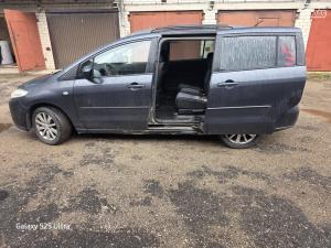 Mazda 5 2006 in Alytus, with an engine capacity of 2.00 L and mileage of 310 thousand km for 500 €, photo 7 on AUTOMOTO.COM.LV
