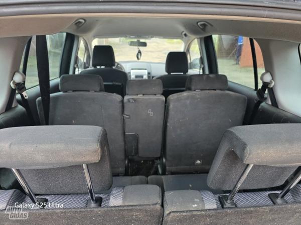 Mazda 5 2006 in Alytus, with an engine capacity of 2.00 L and mileage of 310 thousand km for 500 €, photo 8 on AUTOMOTO.COM.LV
