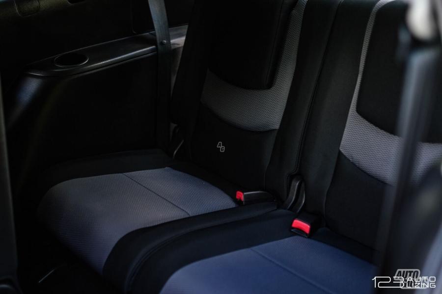 Mazda 5 2006 Kretinga, ar dzinēja tilpumu 2.00 L un nobraukumu 255 tūkst. km par 2999 €, foto 9 vietnē AUTOMOTO.COM.LV