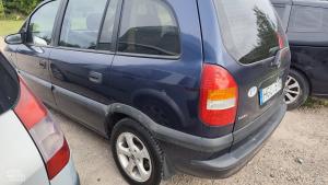 Mazda 5 2006 Marijampole, ar dzinēja tilpumu 2.00 L un nobraukumu 215 tūkst. km par 300 €, foto 9 vietnē AUTOMOTO.COM.LV