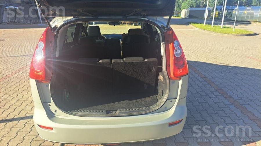 Mazda 5 2007 Rīga, ar dzinēja tilpumu 2.00 L un nobraukumu 318 tūkst. km par 1300 €, foto 10 vietnē AUTOMOTO.COM.LV
