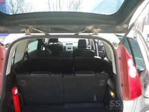 Mazda 5 2008 in Riga, with an engine capacity of 2.00 L and mileage of 245 thousand km for 2670 €, photo 15 on AUTOMOTO.COM.LV
