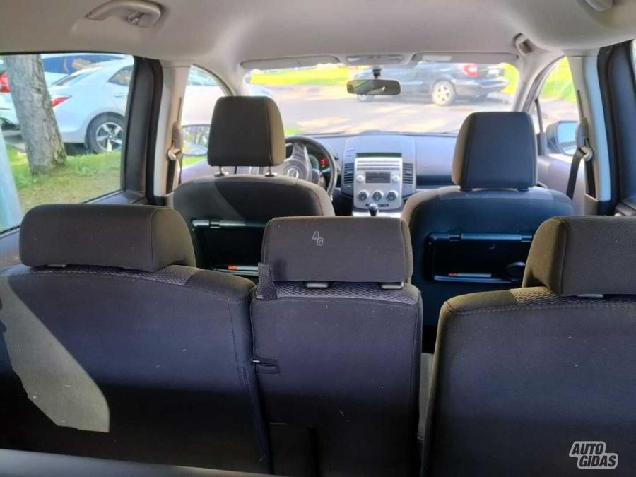 Mazda 5 2008 Visaginas, ar dzinēja tilpumu 2.00 L un nobraukumu 299 tūkst. km par 1550 €, foto 5 vietnē AUTOMOTO.COM.LV