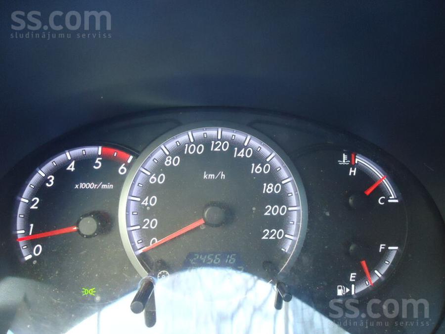 Mazda 5 2008 Rīga, ar dzinēja tilpumu 2.00 L un nobraukumu 246 tūkst. km par 2540 €, foto 11 vietnē AUTOMOTO.COM.LV