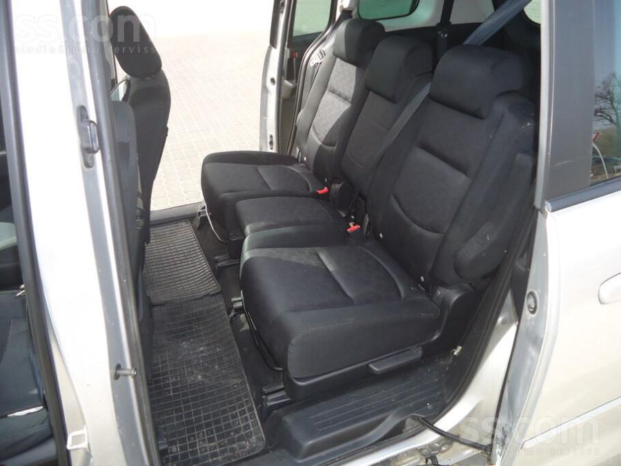 Mazda 5 2008 Rīga, ar dzinēja tilpumu 2.00 L un nobraukumu 246 tūkst. km par 2540 €, foto 21 vietnē AUTOMOTO.COM.LV