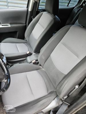 Mazda 5 2008 in Prienai, with an engine capacity of 2.00 L and mileage of 400 thousand km for 1000 €, photo 15 on AUTOMOTO.COM.LV