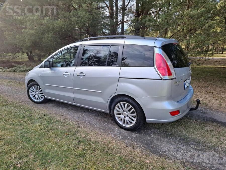 Mazda 5 2009 Liepāja, ar dzinēja tilpumu 2.00 L un nobraukumu 270 tūkst. km par 1400 €, foto 4 vietnē AUTOMOTO.COM.LV