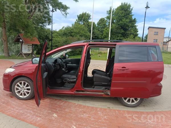 Red Mazda 5 2008 in Riga, with an engine capacity of 2.00 L and mileage of 297 thousand km for 1800 €, photo 7 on AUTOMOTO.COM.LV