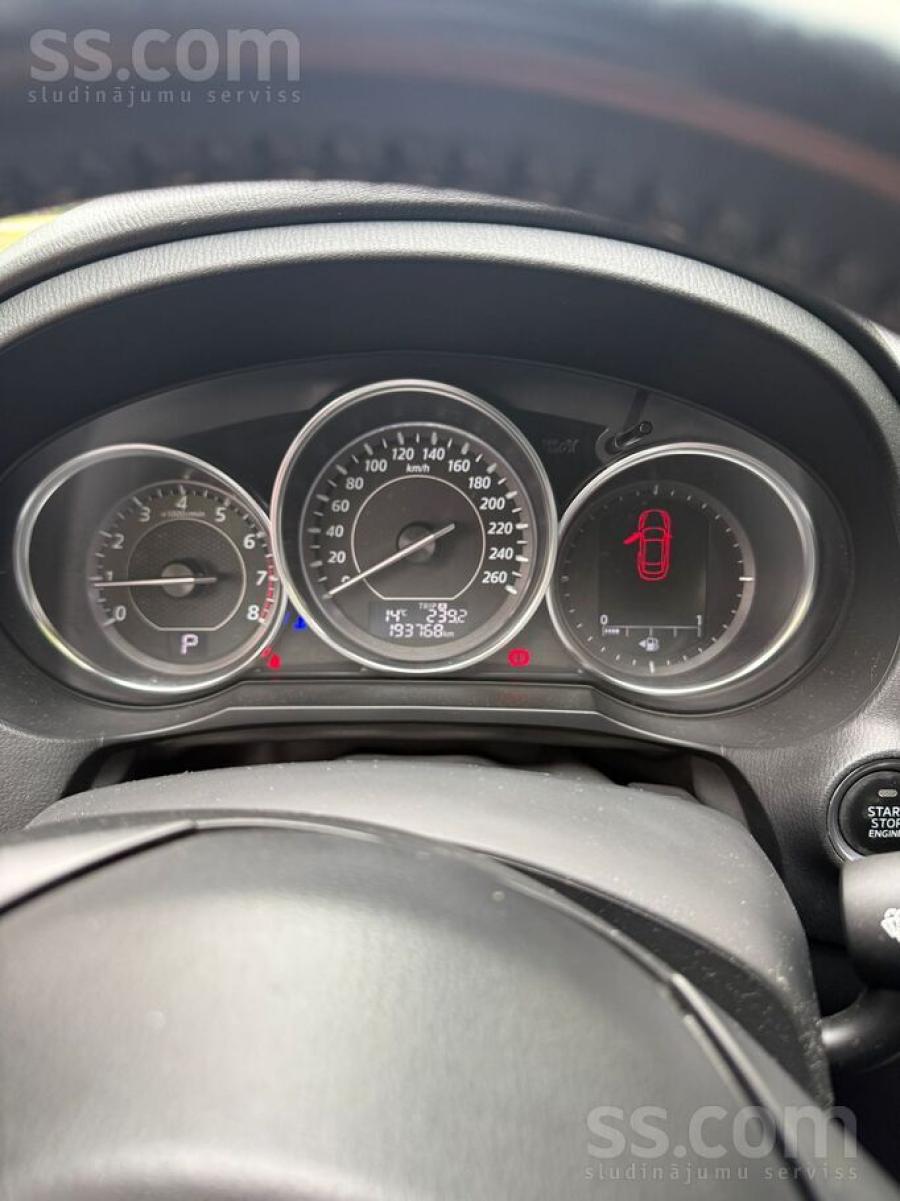 Sarkans Mazda 5 2013 Rīga, ar dzinēja tilpumu 2.00 L un nobraukumu 193 tūkst. km par 6500 €, foto 12 vietnē AUTOMOTO.COM.LV
