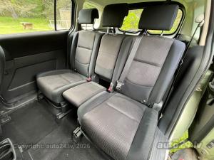 Mazda 5 2008 in Tallinn, with an engine capacity of 1.80 L and mileage of 197 thousand km for 2200 €, photo 15 on AUTOMOTO.COM.LV
