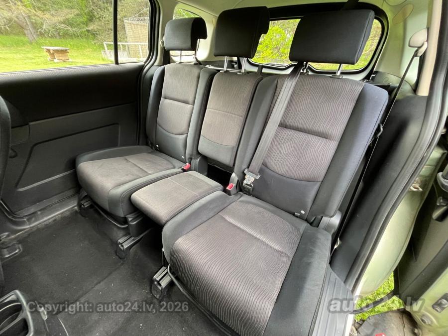 Mazda 5 2008 in Tallinn, with an engine capacity of 1.80 L and mileage of 197 thousand km for 2200 €, photo 15 on AUTOMOTO.COM.LV
