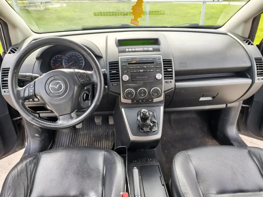 Violet Mazda 5 2008 in Jelgava, with an engine capacity of 2.00 L and mileage of 314 thousand km for 990 €, photo 6 on AUTOMOTO.COM.LV