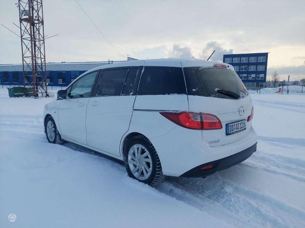 White Mazda 5 2011 in Kaunas, with an engine capacity of 1.56 L and mileage of 221 thousand km for 2990 €, photo 9 on AUTOMOTO.COM.LV