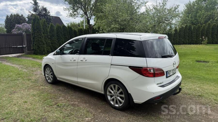 Balts Mazda 5 2012 Rīga, ar dzinēja tilpumu 1.60 L un nobraukumu 264 tūkst. km par 3500 €, foto 1 vietnē AUTOMOTO.COM.LV