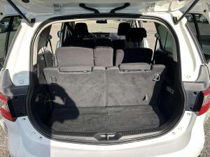 White Mazda 5 2012 in Kretinga, with an engine capacity of 1.56 L and mileage of 228 thousand km for 3950 €, photo 24 on AUTOMOTO.COM.LV