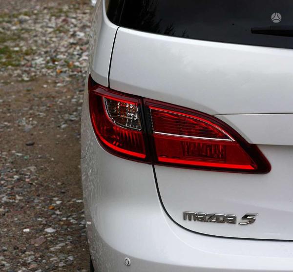 Balts Mazda 5 2012 Kretinga, ar dzinēja tilpumu 1.56 L un nobraukumu 228 tūkst. km par 3999 €, foto 9 vietnē AUTOMOTO.COM.LV