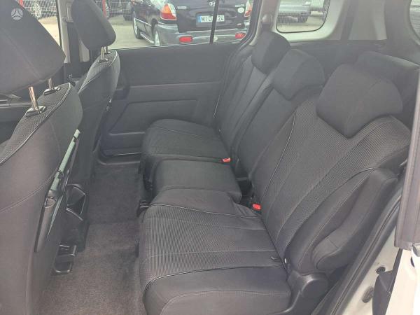 Balts Mazda 5 2014 Tauragė, ar dzinēja tilpumu 1.56 L un nobraukumu 228 tūkst. km par 3850 €, foto 10 vietnē AUTOMOTO.COM.LV