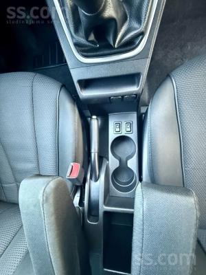 White Mazda 5 2015 in Riga, with an engine capacity of 1.60 L and mileage of 0 thousand km for 4990 €, photo 17 on AUTOMOTO.COM.LV
