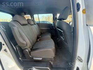 White Mazda 5 2015 in Riga, with an engine capacity of 1.60 L and mileage of 0 thousand km for 4990 €, photo 28 on AUTOMOTO.COM.LV