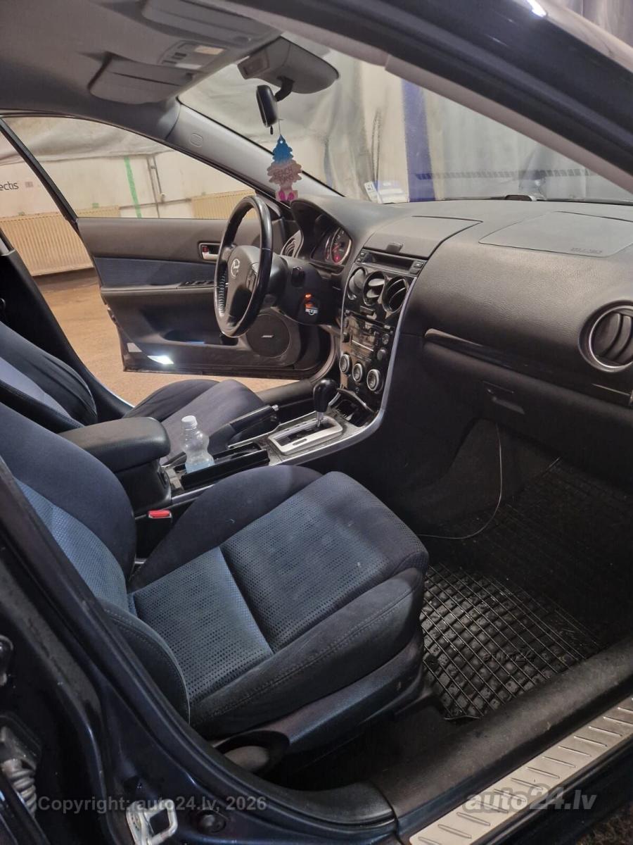 Black Mazda 6 2007 in Tallinn, with an engine capacity of 2.00 L and mileage of 200 thousand km for 1200 €, photo 5 on AUTOMOTO.COM.LV