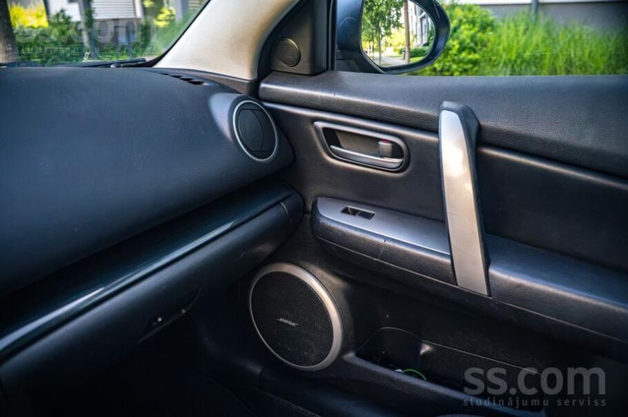 Black Mazda 6 2008 in Riga, with an engine capacity of 2.50 L and mileage of 279 thousand km for 990 €, photo 17 on AUTOMOTO.COM.LV