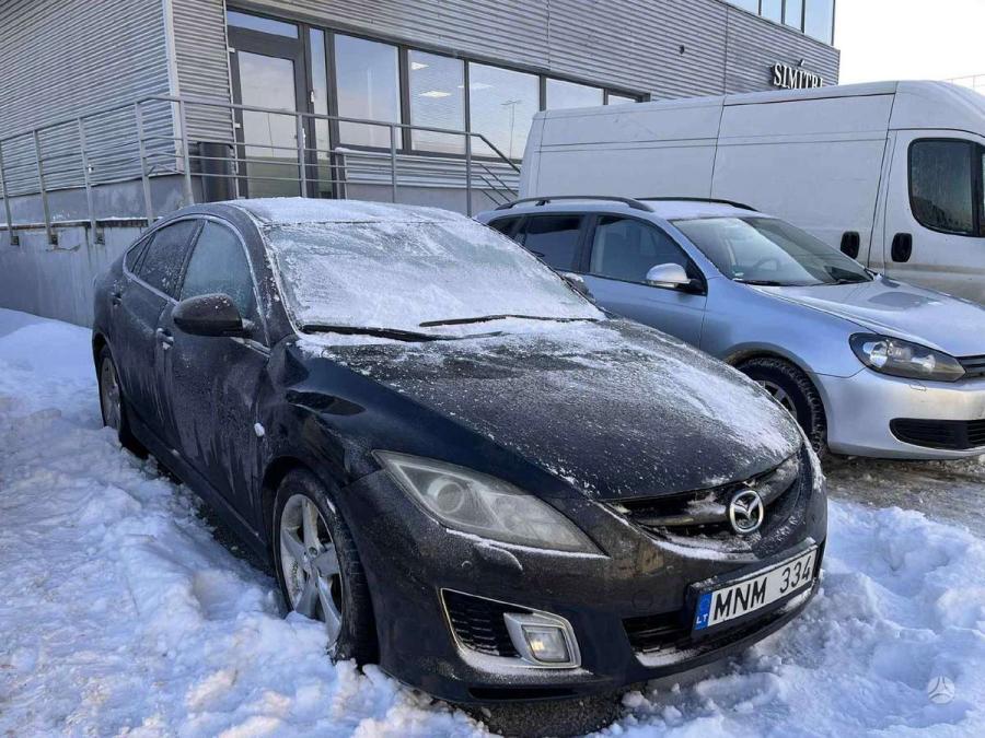 Melns Mazda 6 2009 Viļņa, ar dzinēja tilpumu 2.20 L un nobraukumu 289 tūkst. km par 950 €, foto 2 vietnē AUTOMOTO.COM.LV