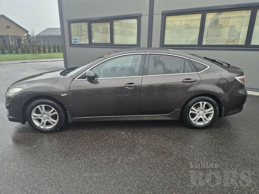 Melns Mazda 6 2010 Pērnava, ar dzinēja tilpumu 0.00 L un nobraukumu 166 tūkst. km par 4999 €, foto 2 vietnē AUTOMOTO.COM.LV