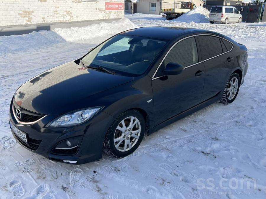 Black Mazda 6 2010 in Jelgava, with an engine capacity of 2.20 L and mileage of 274 thousand km for 1955 €, photo 4 on AUTOMOTO.COM.LV
