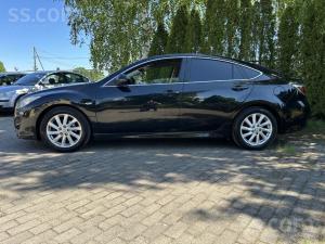 Black Mazda 6 2010 in Riga, with an engine capacity of 2.00 L and mileage of 340 thousand km for 2450 €, photo 4 on AUTOMOTO.COM.LV