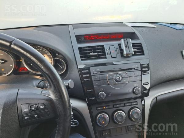 Черный Мазда 6 2011 в Рига, объемом двигателя 2.20 л и пробегом 180 тыс. км за 900 €, фото 8 на AUTOMOTO.COM.LV