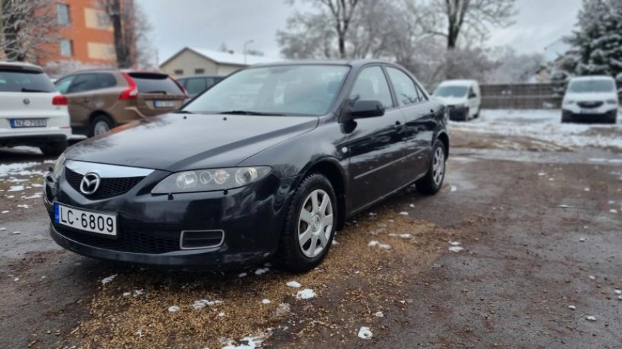 Black Mazda 6 2005 in Riga, with an engine capacity of 2.00 L and mileage of 171 thousand km for 1770 €, photo 1 on AUTOMOTO.COM.LV