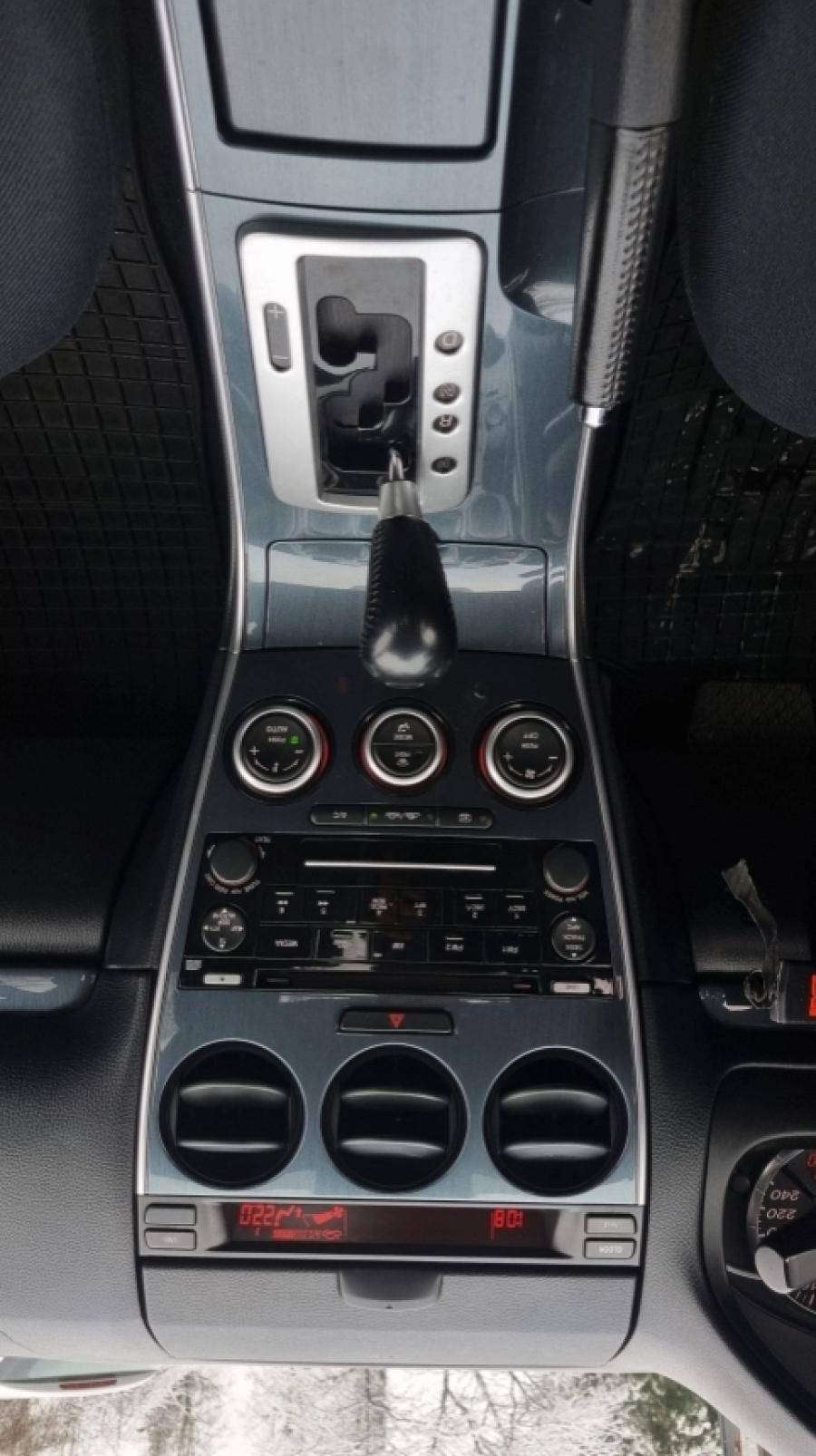 Black Mazda 6 2005 in Riga, with an engine capacity of 2.00 L and mileage of 171 thousand km for 1770 €, photo 15 on AUTOMOTO.COM.LV
