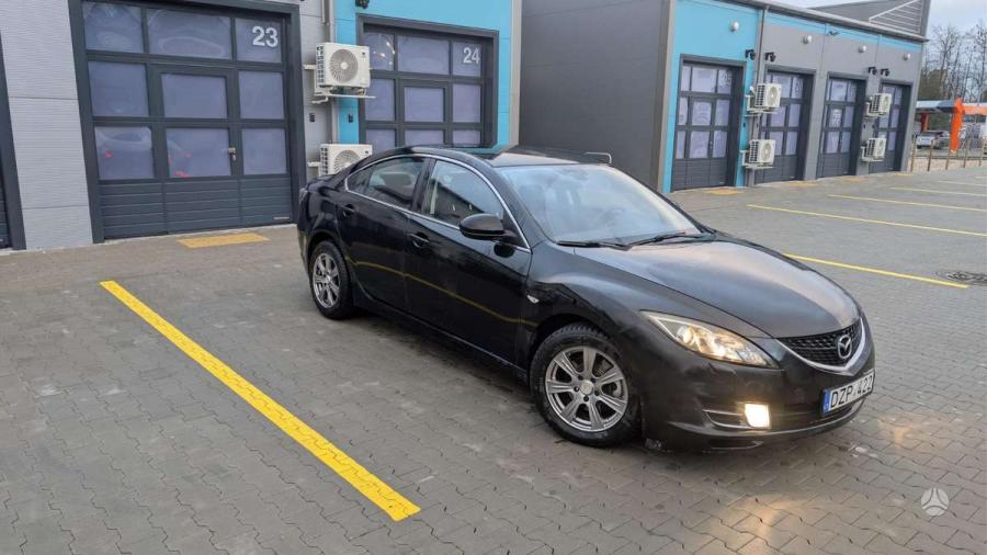 Black Mazda 6 2008 in Vilnius, with an engine capacity of 2.00 L and mileage of 175 thousand km for 1100 €, photo 1 on AUTOMOTO.COM.LV