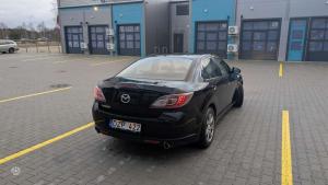Black Mazda 6 2008 in Vilnius, with an engine capacity of 2.00 L and mileage of 175 thousand km for 1100 €, photo 2 on AUTOMOTO.COM.LV