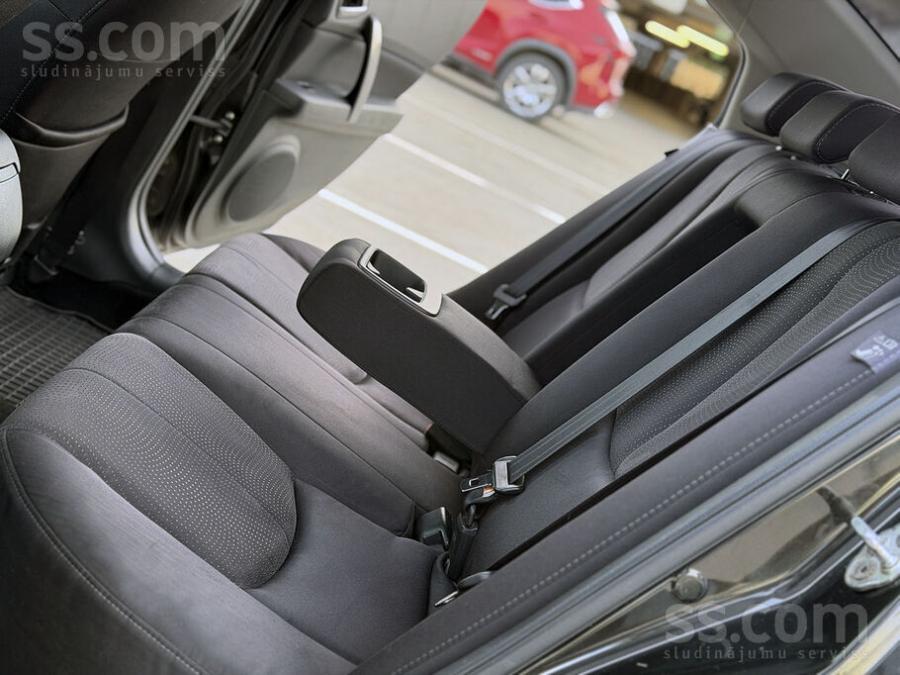 Melns Mazda 6 2008 Rīga, ar dzinēja tilpumu 2.00 L un nobraukumu 258 tūkst. km par 2250 €, foto 13 vietnē AUTOMOTO.COM.LV