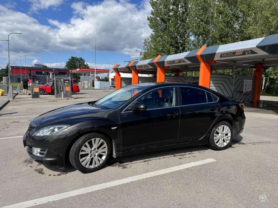 Black Mazda 6 2008 in Kaunas, with an engine capacity of 2.00 L and mileage of 234 thousand km for 1800 €, photo 5 on AUTOMOTO.COM.LV