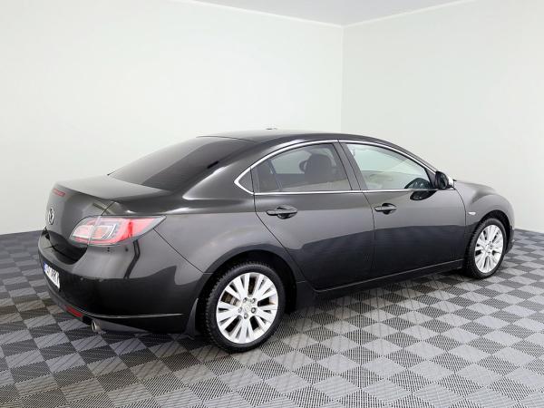 Melns Mazda 6 2008 Tallina, ar dzinēja tilpumu 2.00 L un nobraukumu 162 tūkst. km par 2799 €, foto 10 vietnē AUTOMOTO.COM.LV