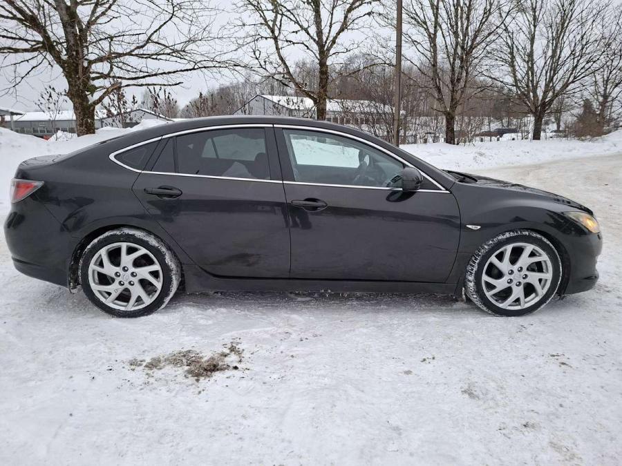 Melns Mazda 6 2009 Plungė, ar dzinēja tilpumu 2.18 L un nobraukumu 421 tūkst. km par 1950 €, foto 13 vietnē AUTOMOTO.COM.LV