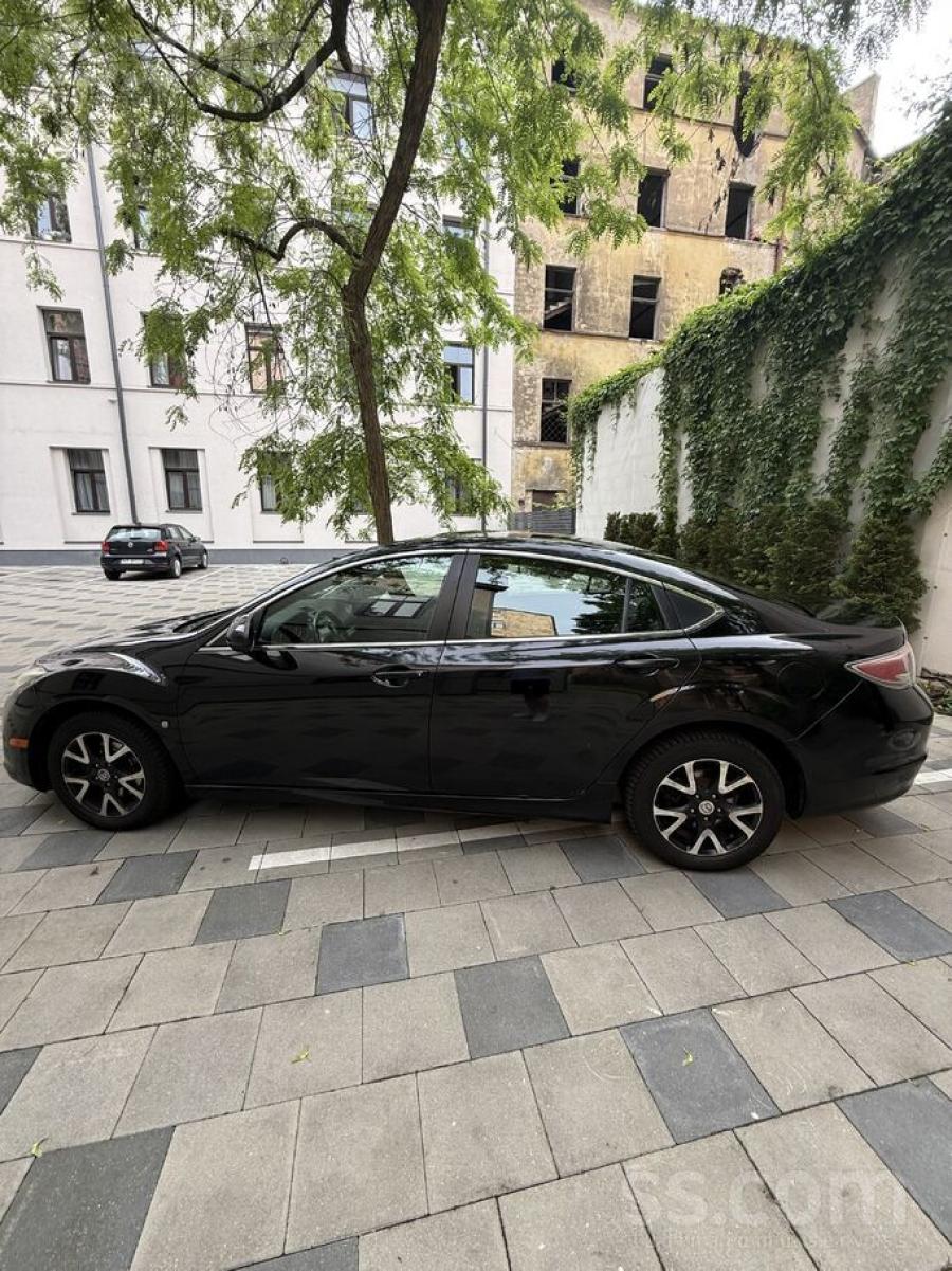 Melns Mazda 6 2009 Rīga, ar dzinēja tilpumu 2.50 L un nobraukumu 110 tūkst. km par 1700 €, foto 7 vietnē AUTOMOTO.COM.LV
