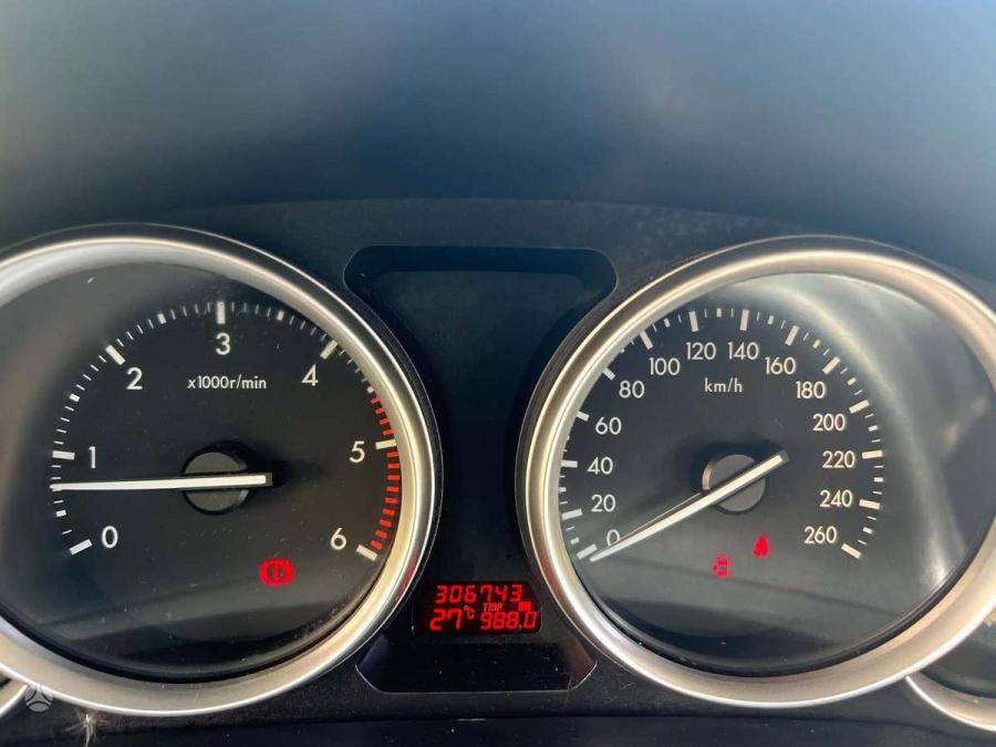 Черный Мазда 6 2009 в Каунас, объемом двигателя 2.00 л и пробегом 310 тыс. км за 2000 €, фото 10 на AUTOMOTO.COM.LV