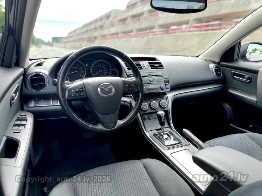 Black Mazda 6 2011 in Tallinn, with an engine capacity of 2.00 L and mileage of 243 thousand km for 3900 €, photo 12 on AUTOMOTO.COM.LV