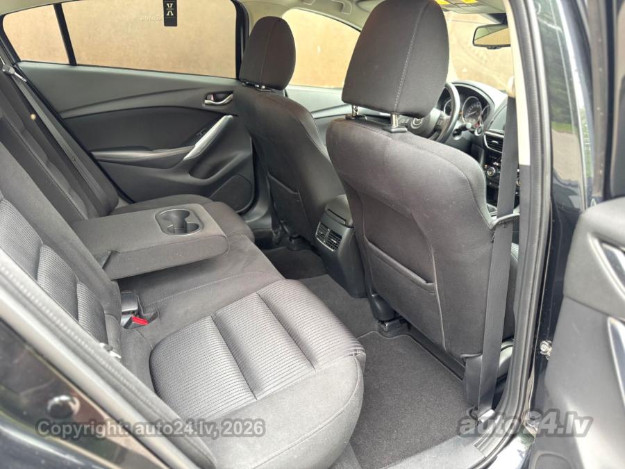 Melns Mazda 6 2013 Tallina, ar dzinēja tilpumu 2.00 L un nobraukumu 131 tūkst. km par 7990 €, foto 17 vietnē AUTOMOTO.COM.LV