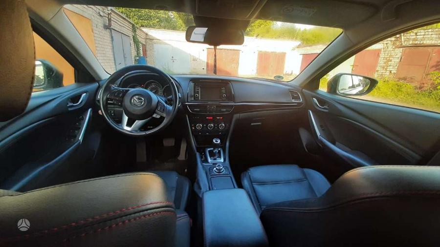 Melns Mazda 6 2014 Viļņa, ar dzinēja tilpumu 2.19 L un nobraukumu 299 tūkst. km par 3250 €, foto 6 vietnē AUTOMOTO.COM.LV