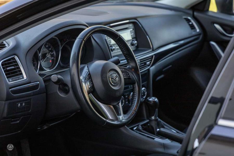 Melns Mazda 6 2014 Viļņa, ar dzinēja tilpumu 2.49 L un nobraukumu 188 tūkst. km par 8950 €, foto 10 vietnē AUTOMOTO.COM.LV