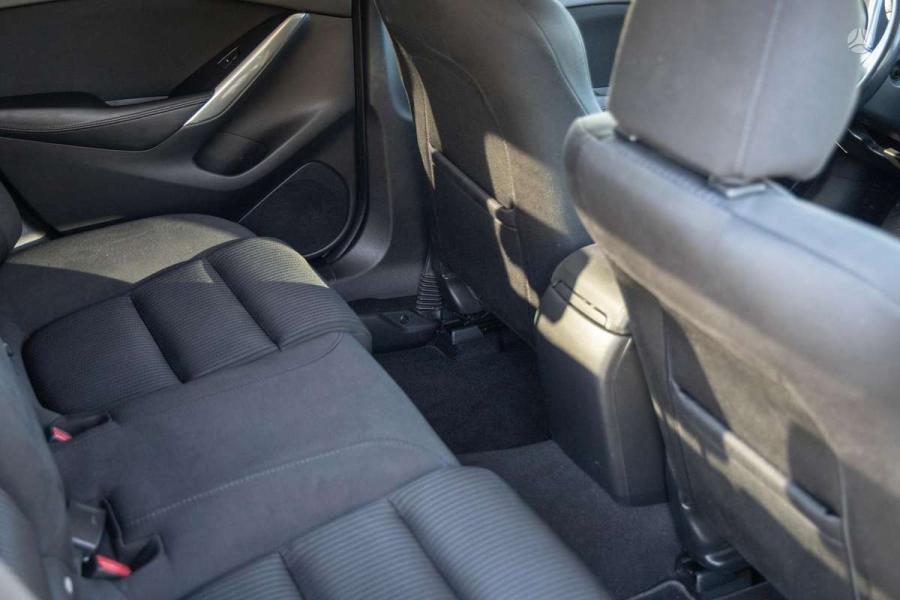 Melns Mazda 6 2014 Viļņa, ar dzinēja tilpumu 2.49 L un nobraukumu 188 tūkst. km par 8950 €, foto 12 vietnē AUTOMOTO.COM.LV