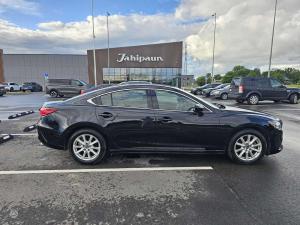 Black Mazda 6 2015 in Kaunas, with an engine capacity of 2.49 L and mileage of 145 thousand km for 7900 €, photo 6 on AUTOMOTO.COM.LV