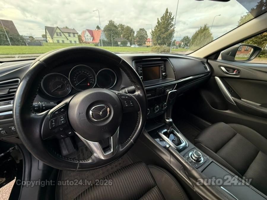 Черный Мазда 6 2015 в Таллин, объемом двигателя 2.50 л и пробегом 109 тыс. км за 9600 €, фото 5 на AUTOMOTO.COM.LV