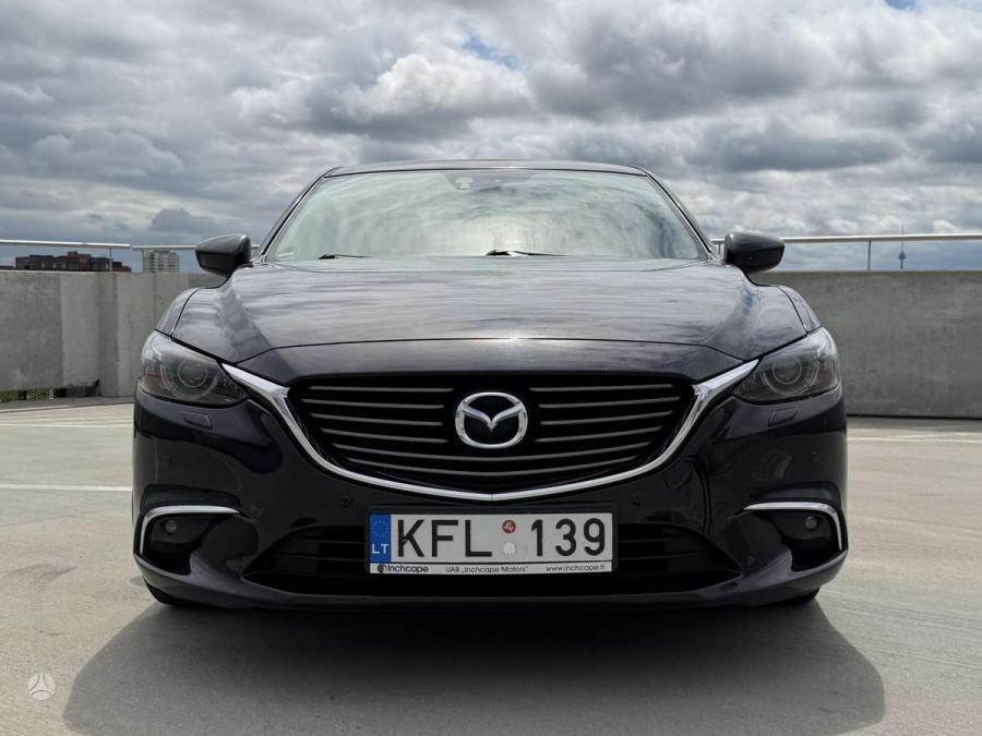 Black Mazda 6 2016 in Vilnius, with an engine capacity of 2.00 L and mileage of 178 thousand km for 11000 €, photo 3 on AUTOMOTO.COM.LV